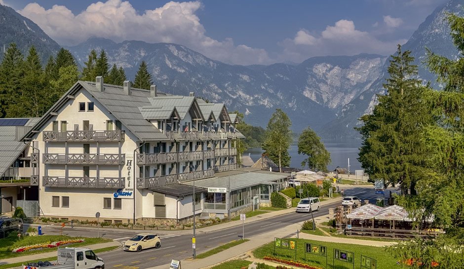 Het meer van Bohinj; Sloveense Alpen