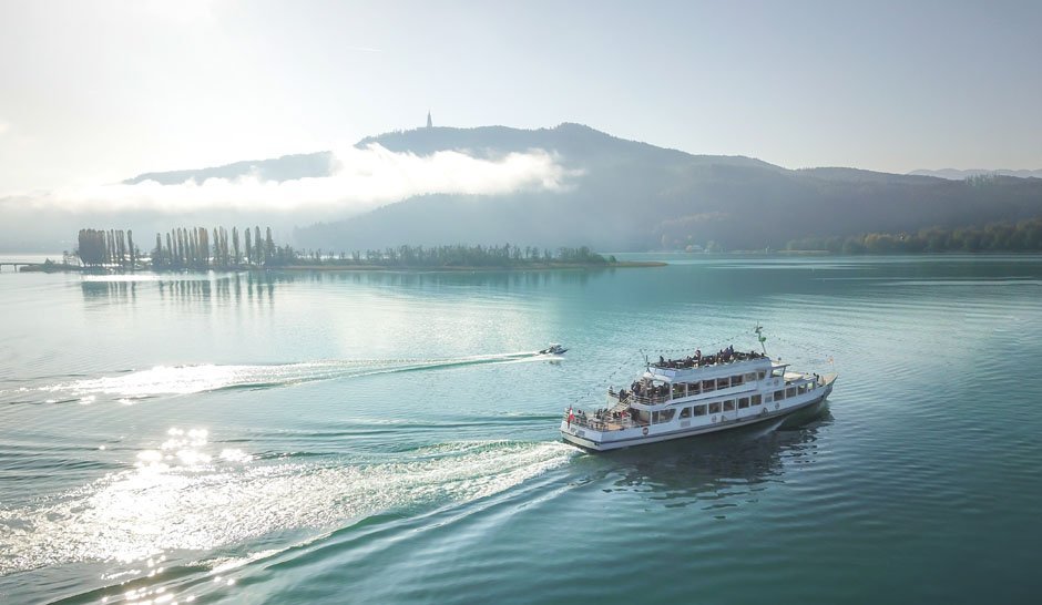 Het meer van Bohinj; Sloveense Alpen